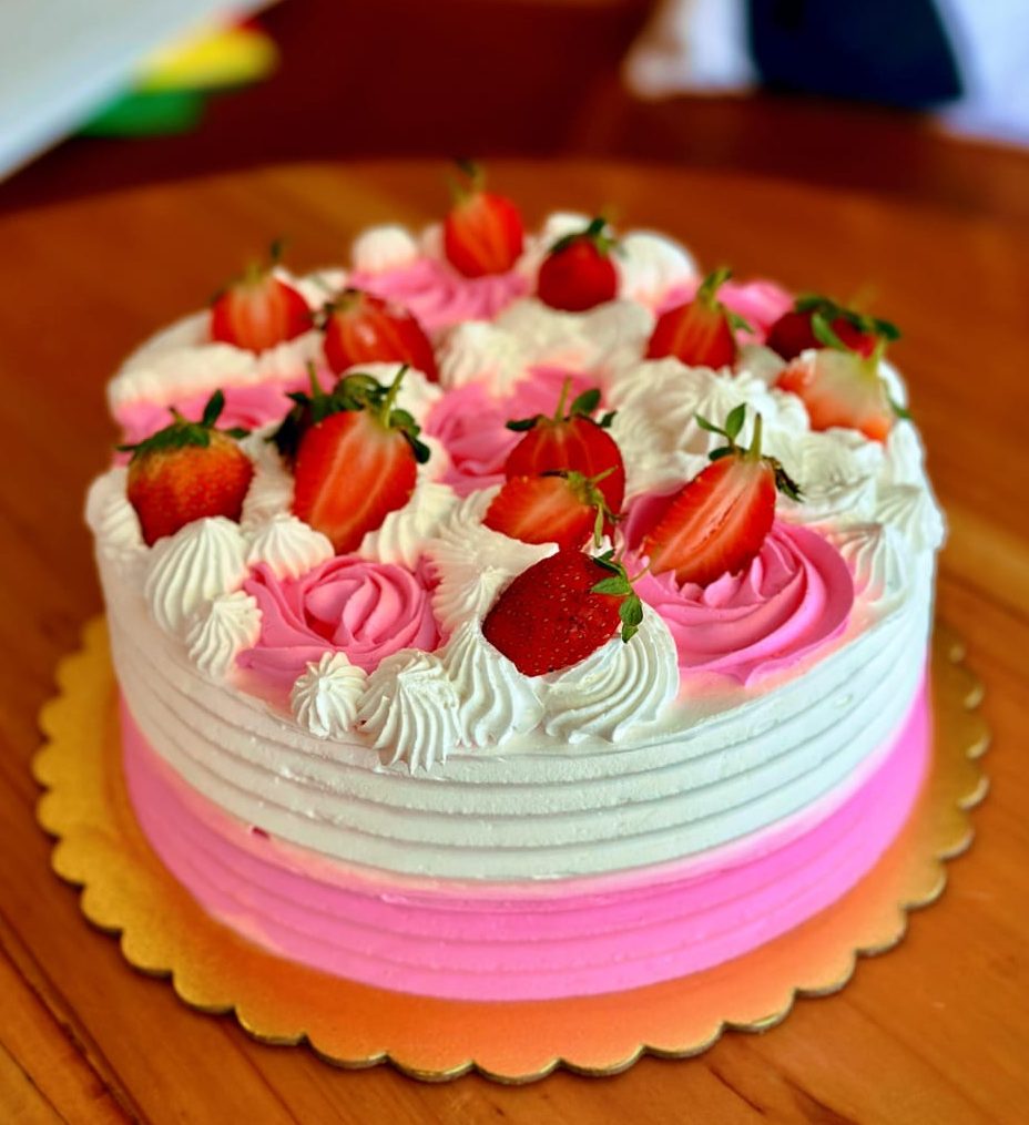 Strawberry Sponge Cake Delivery in Nairobi - Same Day Delivery